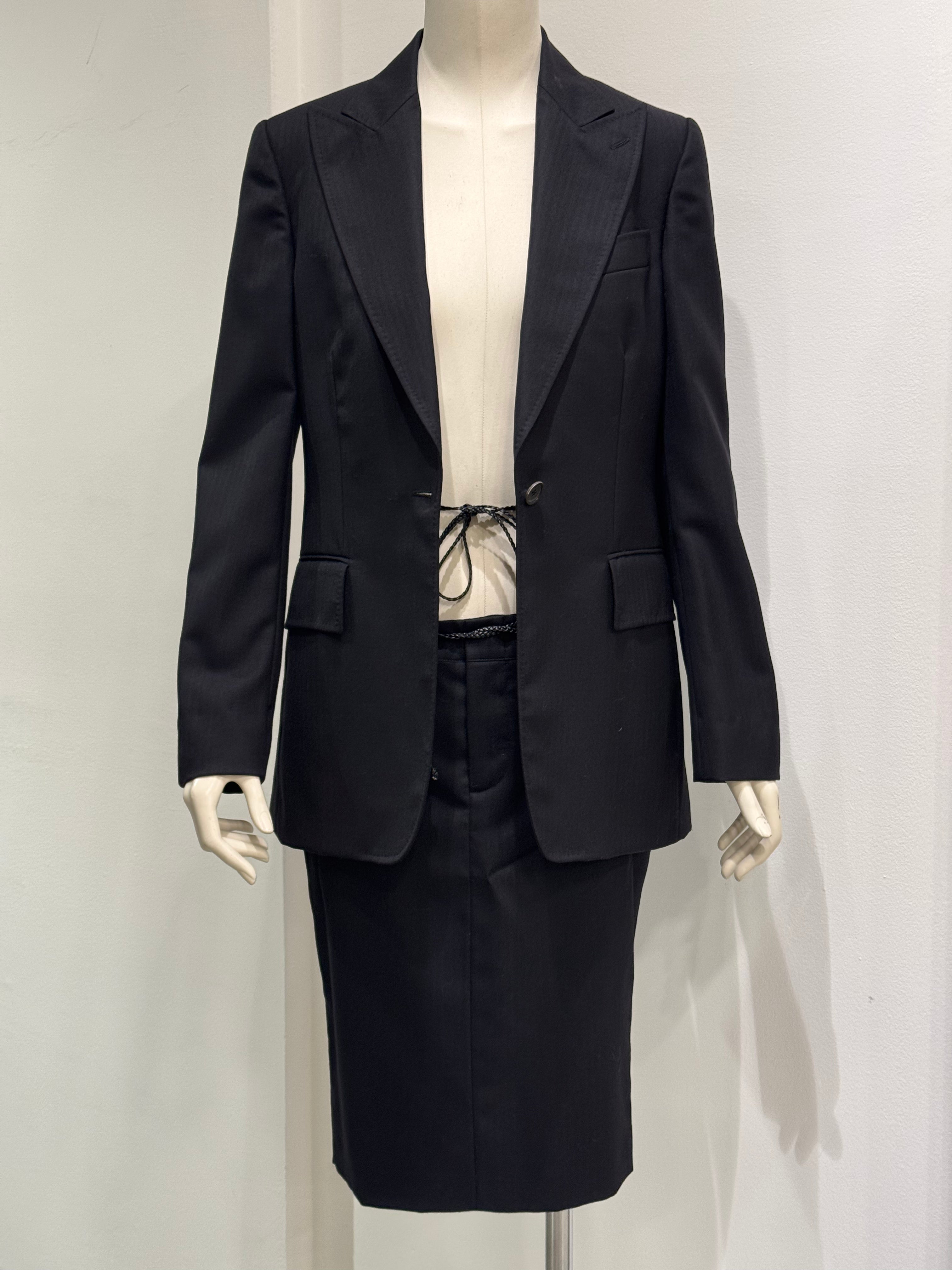 A/W2002 Gucci by Tom Ford blazer and skirt set with leather cord